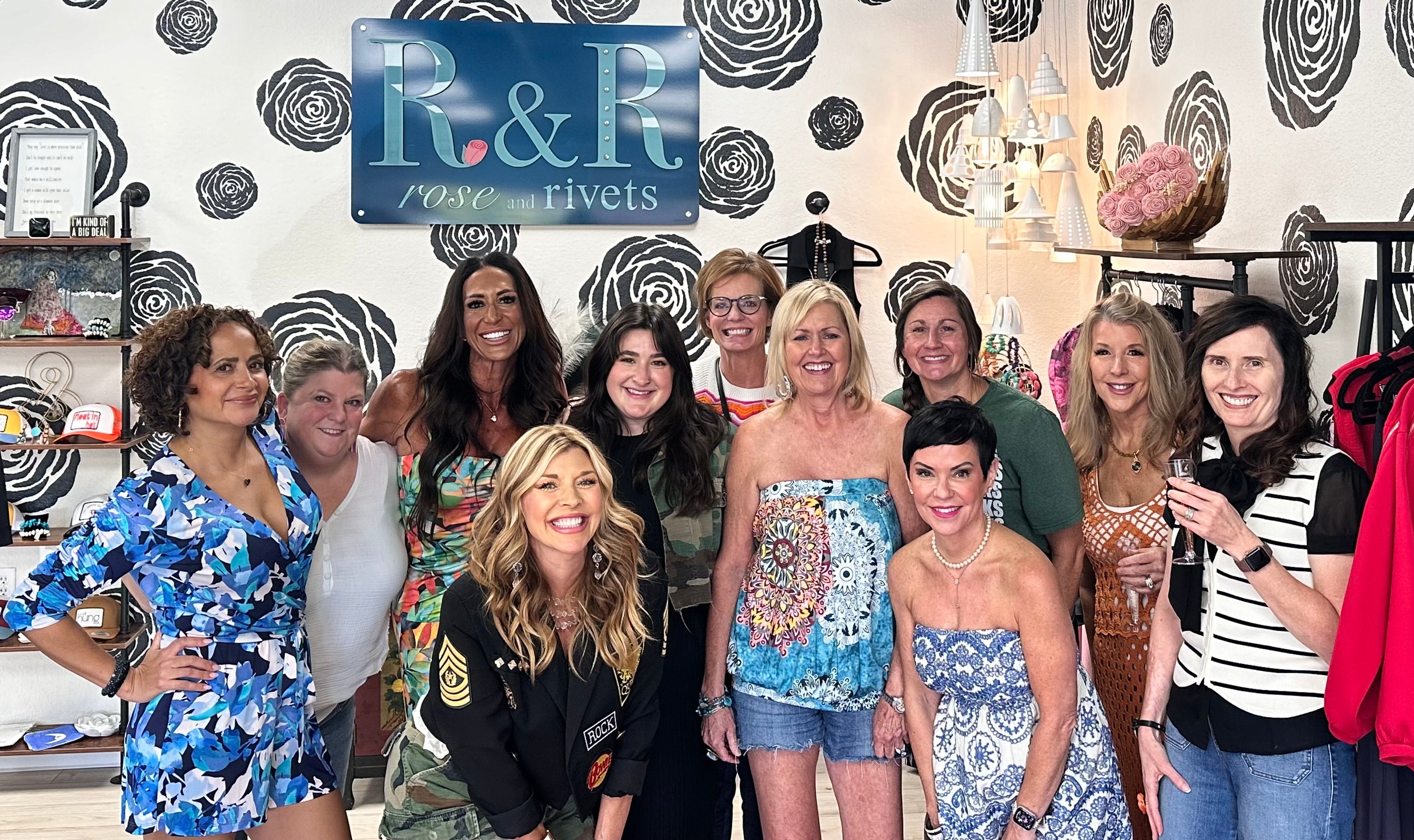 Rose&Rivets – Rose&Rivets